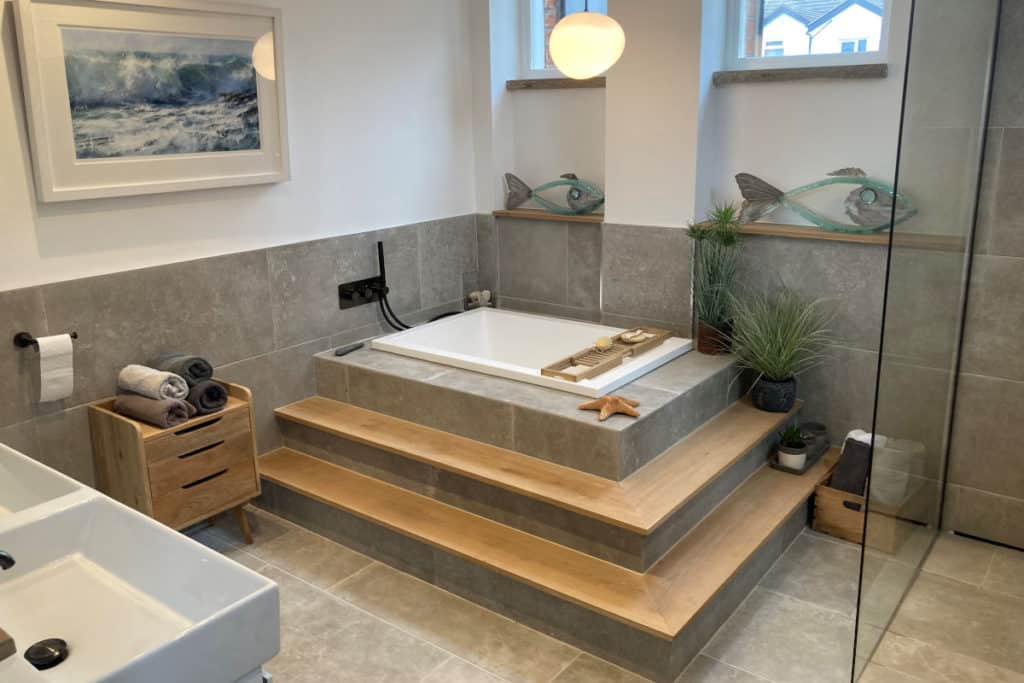 Calyx Deep Soaking Bath | Minimal Deep Soaking Tub