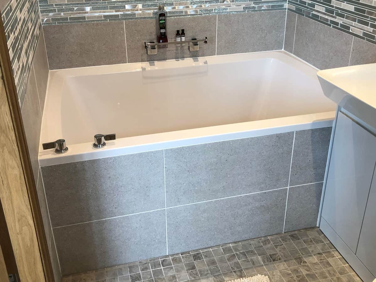 2-Person Deep Soaking Tub, Harrogate - Cabuchon